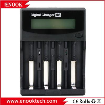 China Multifunctional 4 Slot 18650 Battery Charger Rechargeable 450G Weight for sale