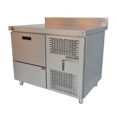 China 45kg-66kg Commercial Ice Maker Under Cabinet Freezer Air Cooling for sale