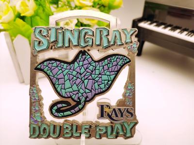 China Promotion Gifts Zinc Alloy Medal Personalized Medal Square Shaped for sale