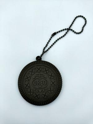 China Soft Custom Pvc Keychain Keyrings Innovative Reusable OREO Design for sale