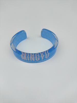 China Decorative Wristband Acrylic Cuff Bracelet Colorful Enjoyable for sale