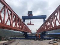 China 0 ~ 2000tons Beam Launcher Crane Segment Beam Erecting Machine 380VAC for sale