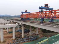 China 0 ~ 2000tons Beam Launcher Crane Segment Beam Erecting Machine 380VAC for sale