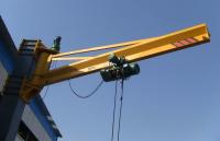 China 6 - 35m Post Mounted Jib Crane Workshop JIB Crane Wireless Remote Motor Driven for sale