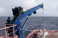 China Heavy Duty 1-35T Marine Deck Crane Offshore Lifting Equipment 30m/Min for sale