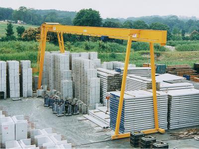 China 10 Ton Euro Style Single Girder Gantry Crane Pendant Control ISO M5 Duty for sale