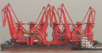 China Cabin Control  30ton Harbour Portal Crane Dock Jib Gantry Crane Four Link Type for sale