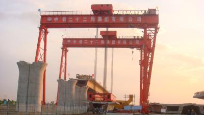 China Beam Lifting Double Beam Gantry Crane 10m Lifting 900 Ton Large Span for sale