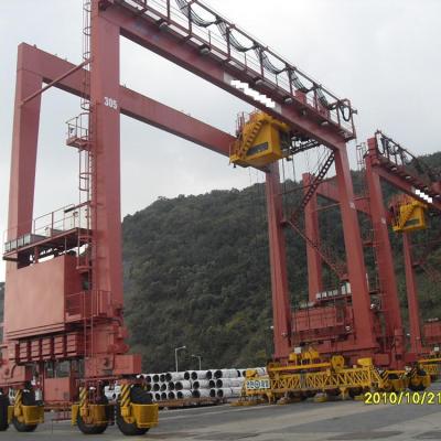 China RTG Rubber Tyre Container Gantry Crane 20 T 25 T For Port for sale