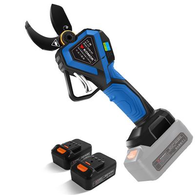 China 32mm Cordless Pruning Shears , Electric Branch Cutter For Gardens Orchards for sale