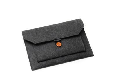 China Waterproof 13.3 Inch Felt Laptop Bag  Compatible With Macbook Air 13 for sale