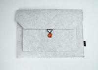 China Slim 13 Inch Felt Tablet Sleeve Carrying Case Light Grey For Valentine Gift 43 Colors for sale