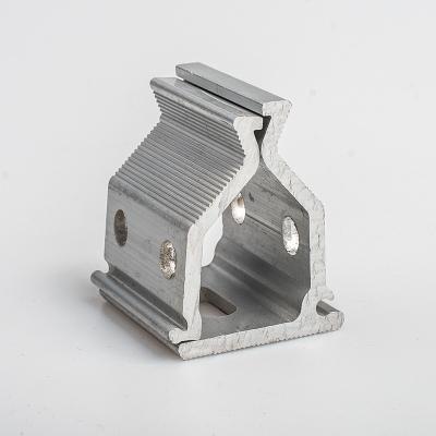 China 6005 T5 Aluminum Solar Panel Clamps 30-50mm Thin Film Anodized PV Mounting Brackets for sale