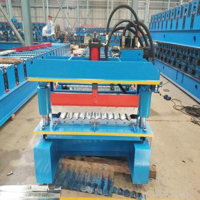 China Galvanized Widespan Roof Sheet Roll Forming Machine Feeding Width 1219mm for sale