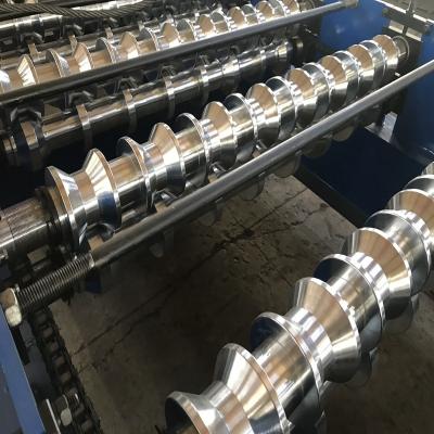 China High Speed Beautiful Roof Tile Roll Forming Machine 220v For Ppgi Steel for sale