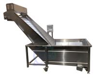 China Seafood Processing Washing Machine  Lifting Machine  Raw Material Elevator   Shrimp Lift High Conveyor Belt Raised Output Belt for sale