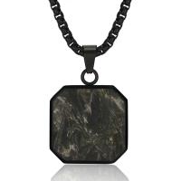 China Geometric Forged Carbon Fiber Jewelry Hypoallergenic Square Bar Necklace Waterproof for sale