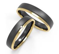 China Round Matte Black Stainless Steel Ring With K Gold Side Set Zircon Couple Ring for sale