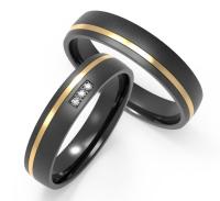 China Black Titanium Jewelry Cubic Zirconia Ring Set Polished With Two Tones IP Gold for sale