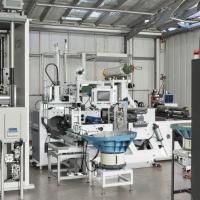China Fully Automatic SR-350YFQ Die Cutting System with Servo Motors Schneider PLC Control Pump Gear/Bearing Core Components for sale