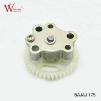 China Custom Motorcycle Spare Parts , BAJAJ 175 Motorcycle Engine Oil Pump for sale