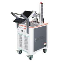 China Handheld Fiber Laser Marking Machine with Battery Power Source for sale