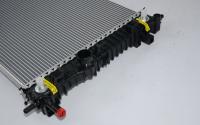 China Aluminum Radiator and Plastic Water Tank Perfect for Chevrolet Malibu 1.5T 2012-2019 for sale