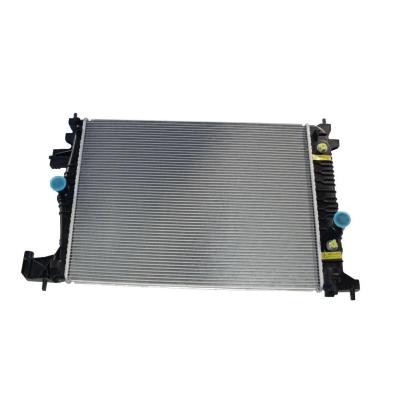 China 26686969 Auto Parts Cooling System Water Tank for Buick GL8S Automatic High Durability for sale
