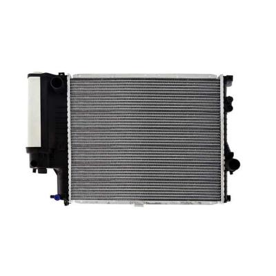 China Auto Spare Parts Cooling System Radiator for BMW E39 1740695 1740698 1427153 1432819 for sale