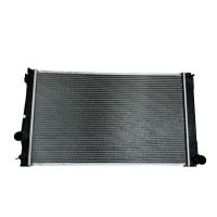 China Rav 4 2.0 2013-2019 Aluminum Radiator and Plastic Water Tank for Engine Cooling System for sale