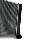 China Rav 4 2.0 2013-2019 Aluminum Radiator and Plastic Water Tank for Engine Cooling System for sale
