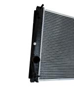 China Rav 4 2.0 2013-2019 Aluminum Radiator and Plastic Water Tank for Engine Cooling System for sale