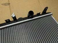 China 19010-R1A-A52 Aluminum Radiator Water Tank for HONDA CIVIC IX 1.8 FB2 Cooling System for sale
