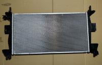 China Replace/Repair Your Ford Focus D2 F1 with Our Aluminum Radiator and Plastic Water Tank for sale