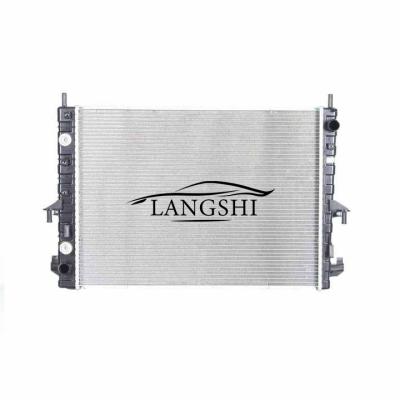 China MG EZS Car Fitment Aluminum Radiator and Plastic Water Tank for ROEWE 550 MG 6 10001378 for sale