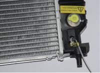 China 20777042 Captiva 2011 96800739 Auto Parts Cooling System Aluminum Radiator for Chevrolet for sale
