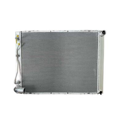 China Aluminum Radiator Water Tank for TOYOTA Sienna 3.3 2003-2010 Replace/Repair Purpose for sale