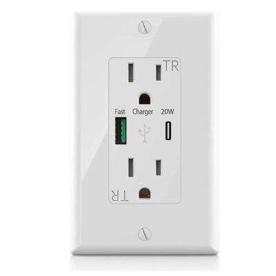 China PD20W Fast Charging USB Wall Outlet 15A 100V - 240V Outlet With Type C for sale