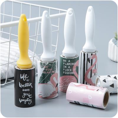 China Customized print promotional adhesive lint roller with refills for sale