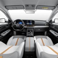 China Dongfeng Fengshen E70 Compact Sedan 433km Range 150km/h Max Speed Pure Electric EV for sale