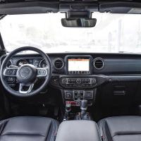 China Gas Car Jeep Wrangler 8AT 2.0T Engine Off Road SUV 5 Seats 4882mm Length for sale