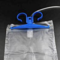 China CE PVC Medical Disposable Urine Bags 2000 Ml Catheter Bag With 90cm Inlet Tube for sale