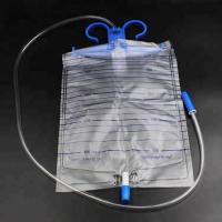 China CE PVC Medical Disposable Urine Bags 2000 Ml Catheter Bag With 90cm Inlet Tube for sale