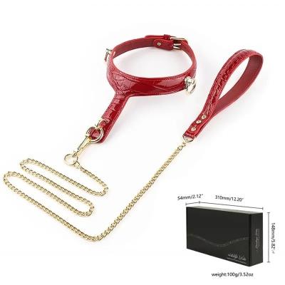 China Crocodile Pattern Leather Bondage Restraints Kit with Collar BDSM Set for Women 5 Piece for sale
