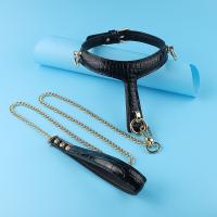 China Crocodile Pattern Leather Bondage Restraints Kit with Collar BDSM Set for Women 5 Piece for sale