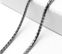China New Pure Titanium Snake Bone Chain S Chain Seamless Welding Collarbone Chain Encrypted Sweater Chain Titanium Necklace for Men and Women 2.5mm Tinl5831 for sale
