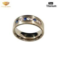 China Top Quality Jewelry Titanium Band Titanium 8mm with CZ Stones Titanium Wedding Ring for Women Tr1948 for sale