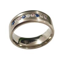 China Top Quality Jewelry Titanium Band Titanium 8mm with CZ Stones Titanium Wedding Ring for Women Tr1948 for sale