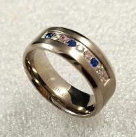 China Top Quality Jewelry Titanium Band Titanium 8mm with CZ Stones Titanium Wedding Ring for Women Tr1948 for sale