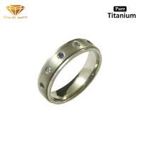 China Ring Jewelry 6mm Pure Titanium Band Blue CZ Titanium Wedding Ring Tr1945 for sale